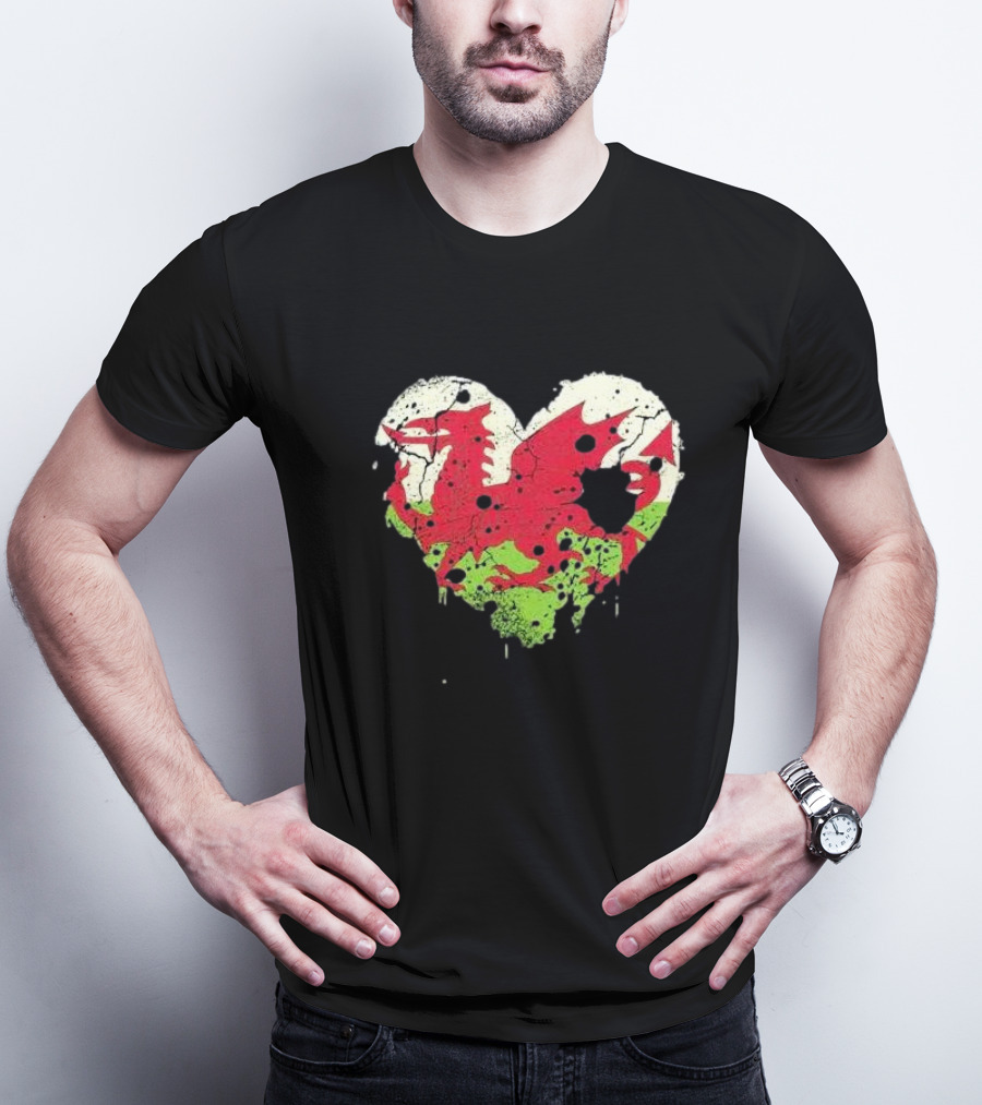 Love Flag Wales Welsh Football Rugby Heart Dragon T-Shirt