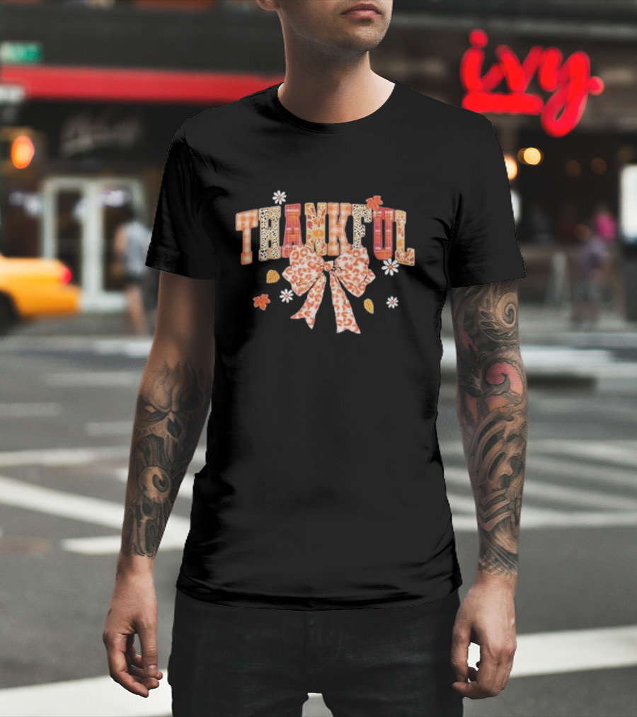 Thankful Leopard Plaid Bow With Fall Leaves And Daisies T-Shirt