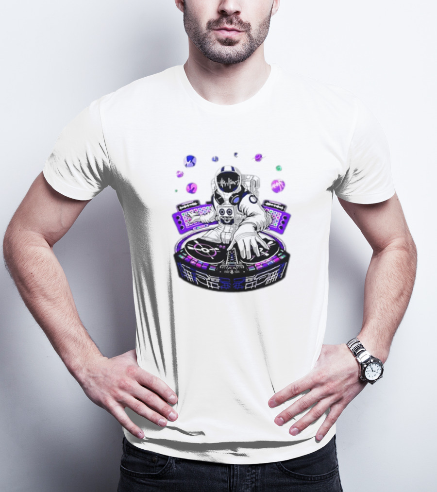 Astronaut Psychedelic DJ Psytrance Techno EDM Festival Space Music Bubbles T-Shirt