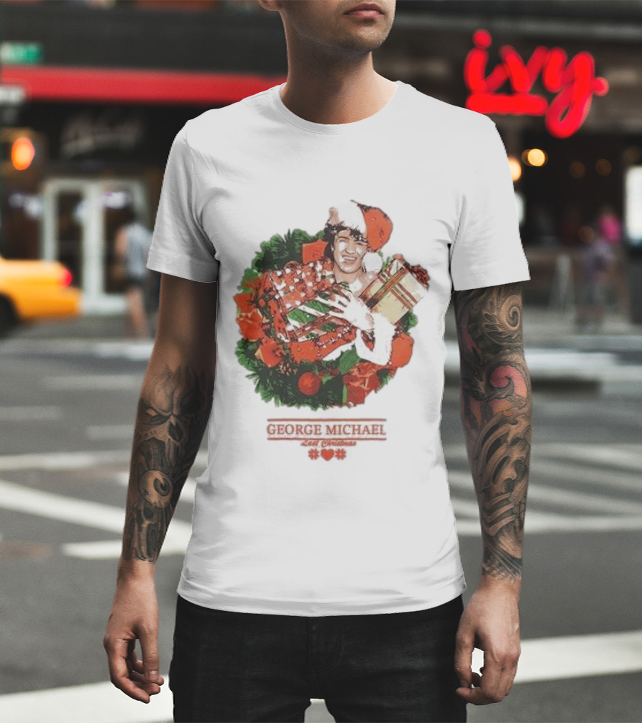 GEORGE MICHAEL LAST CHRISTMAS SANTA HAT WREATH T-Shirt
