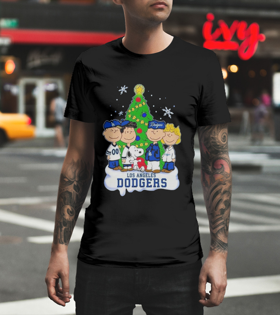 Christmas With Snoopy Los Angeles Dodgers Peanuts Characters And Tree T-Shirt