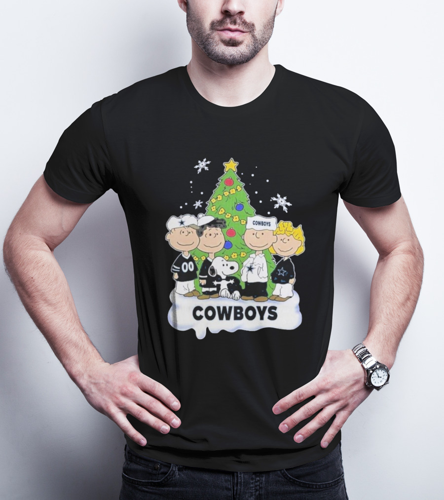 Cowboys Christmas With Snoopy And Peanuts Friends Holiday Tree T-Shirt