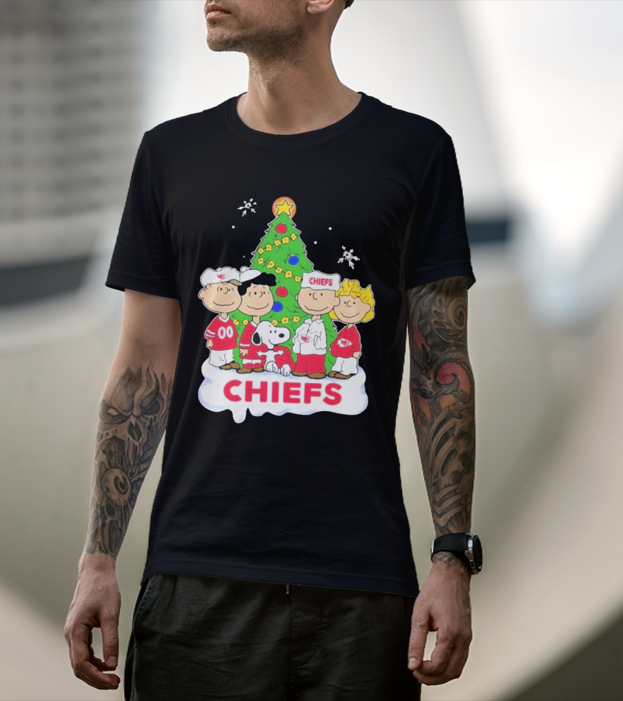 Kansas City Chiefs Snoopy Christmas Peanuts Characters Chiefs NFL Holiday T-Shirt