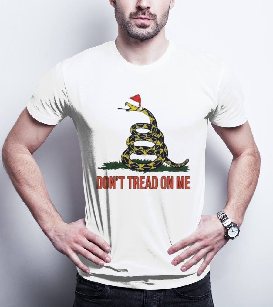 Don’t Tread On Me Christmas Santa Hat Gadsden Flag T-Shirt