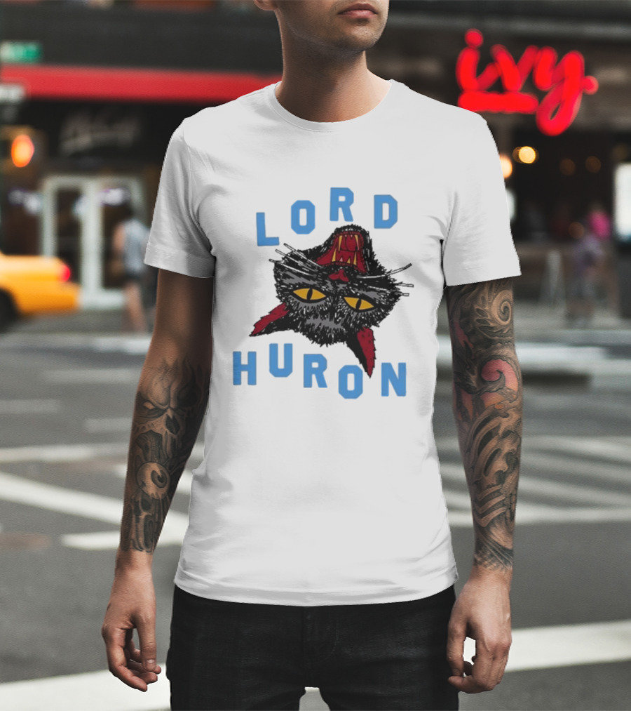 LORD HURON Upside Down Cat T-Shirt
