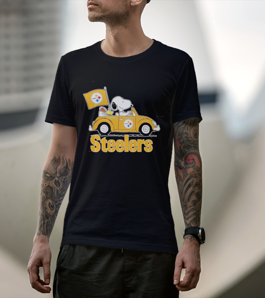 Pittsburgh Steelers Snoopy Driving Car With Flag T-Shirt