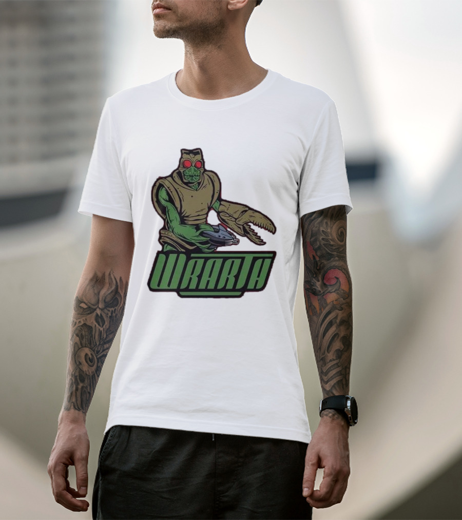 Wrarth Warrior Doctor Who Alien Creature With Claws And Spaceship Gun T-Shirt