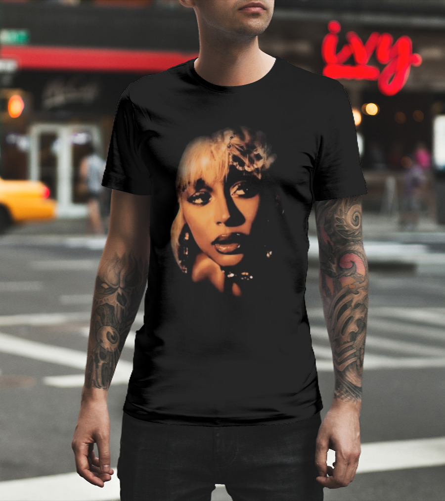 Victoria Monét Jaguar II Deluxe Vintage T-Shirt