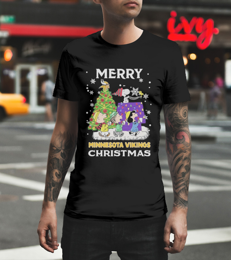 Merry Minnesota Vikings Christmas Snoopy Team Celebration T-Shirt