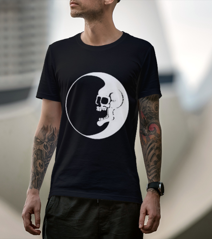Zero Dead Moon Skull Crescent T-Shirt