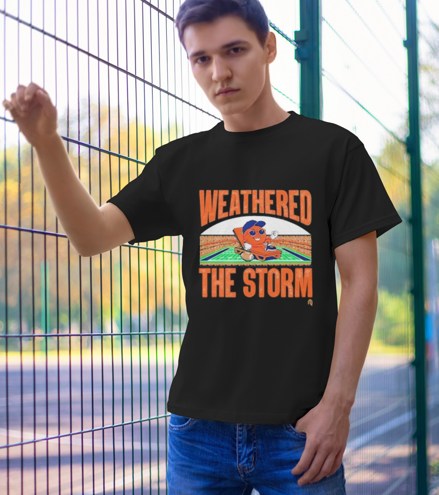 Syracuse Orange Weathered The Storm Lounge Mascot On Field T-Shirt