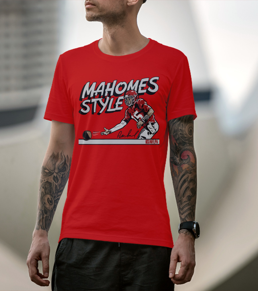 MAHOMES STYLE NFLPA Football Quarterback Signature T-Shirt