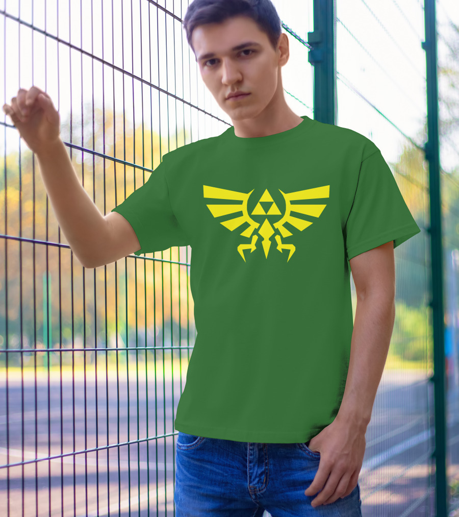 Triforce Hylian Crest And Cargo Shorts T-Shirt