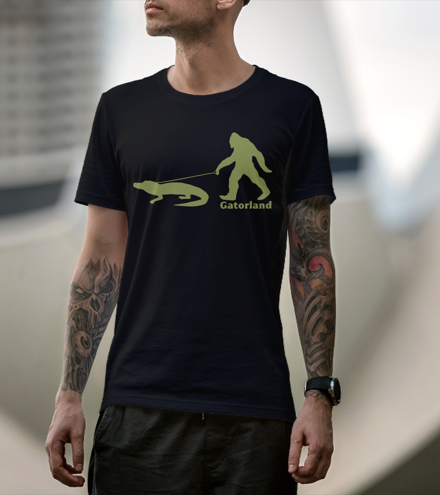 Cvpayne Bigfoot Walking Alligator Gatorland T-Shirt