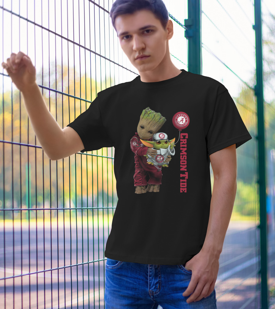 G&Y-Alabama Crimson Tide Groot And Baby Yoda T-Shirt
