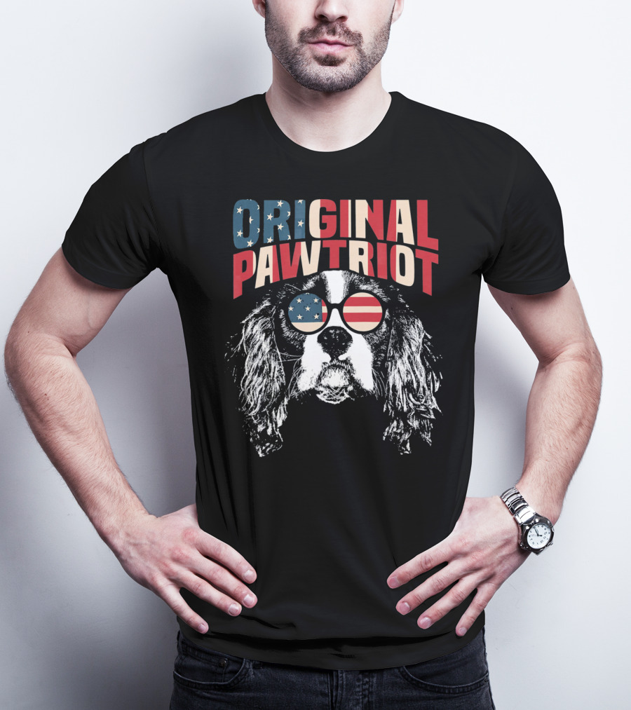 Original Pawtriot Cavalier King Charles Spaniel USA Flag Sunglasses T-Shirt