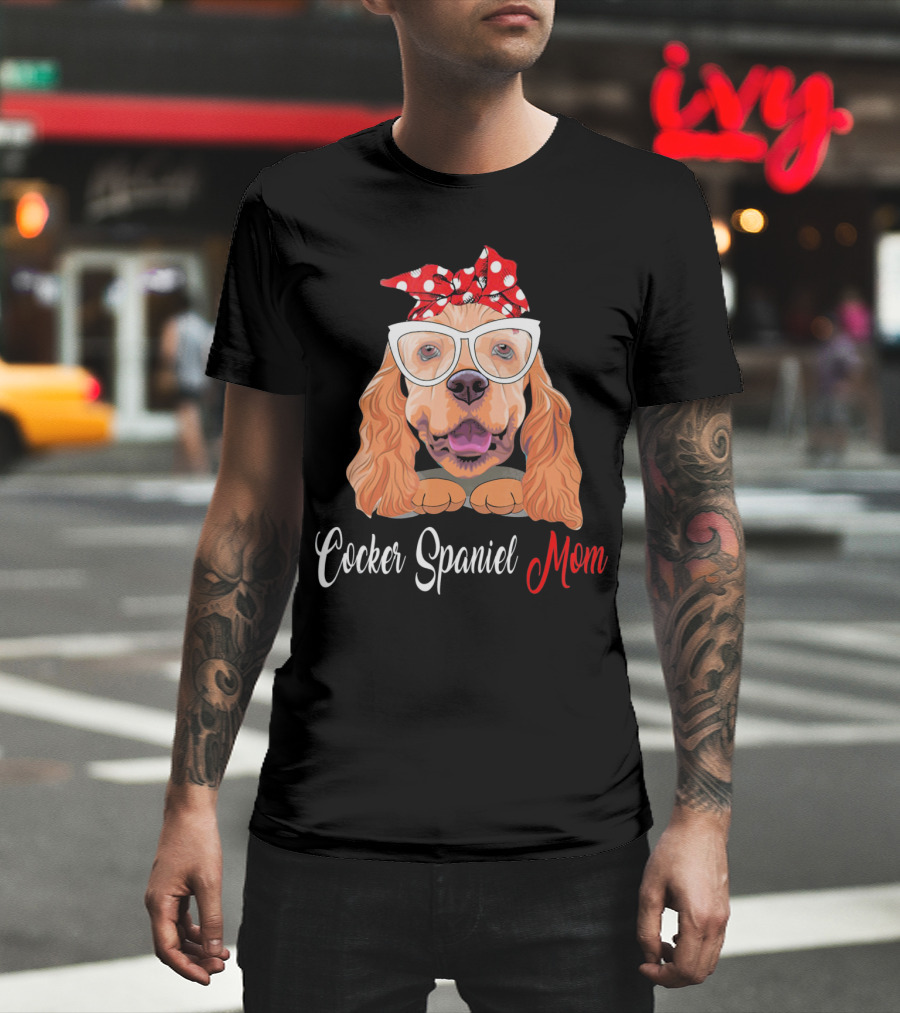Cocker Spaniel Mom With Polka Dot Bandana And Glasses T-Shirt