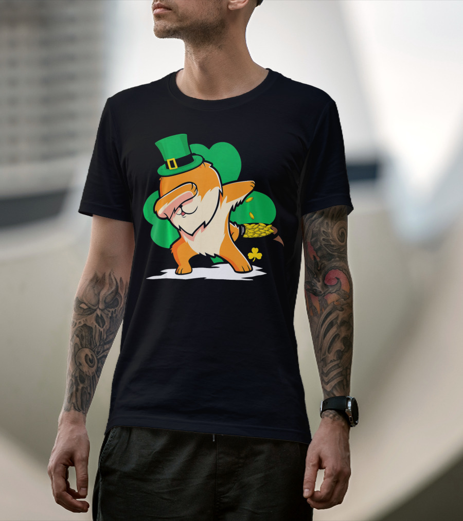 St Patrick's Day Dabbing Pomeranian With Leprechaun Hat And Shamrock T-Shirt