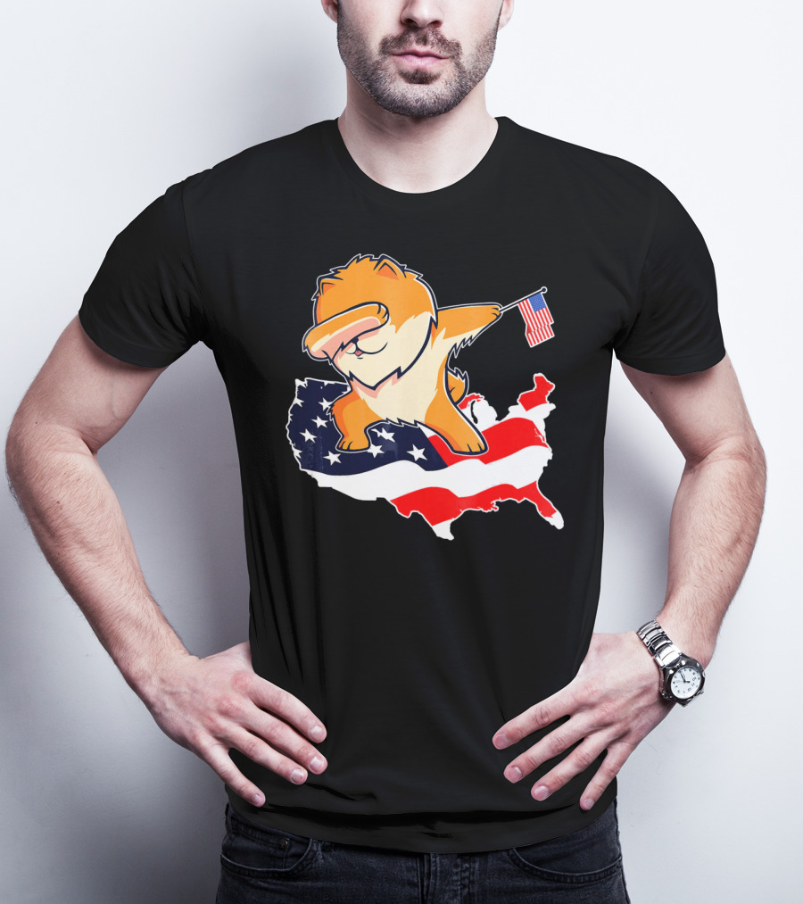Funny Dabbing Pomeranian Holding American Flag On USA Map T-Shirt
