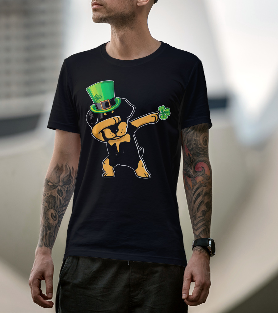 Funny St. Patrick's Day Rottweiler Dab Dabbing Dance With Green Hat And Shamrock T-Shirt