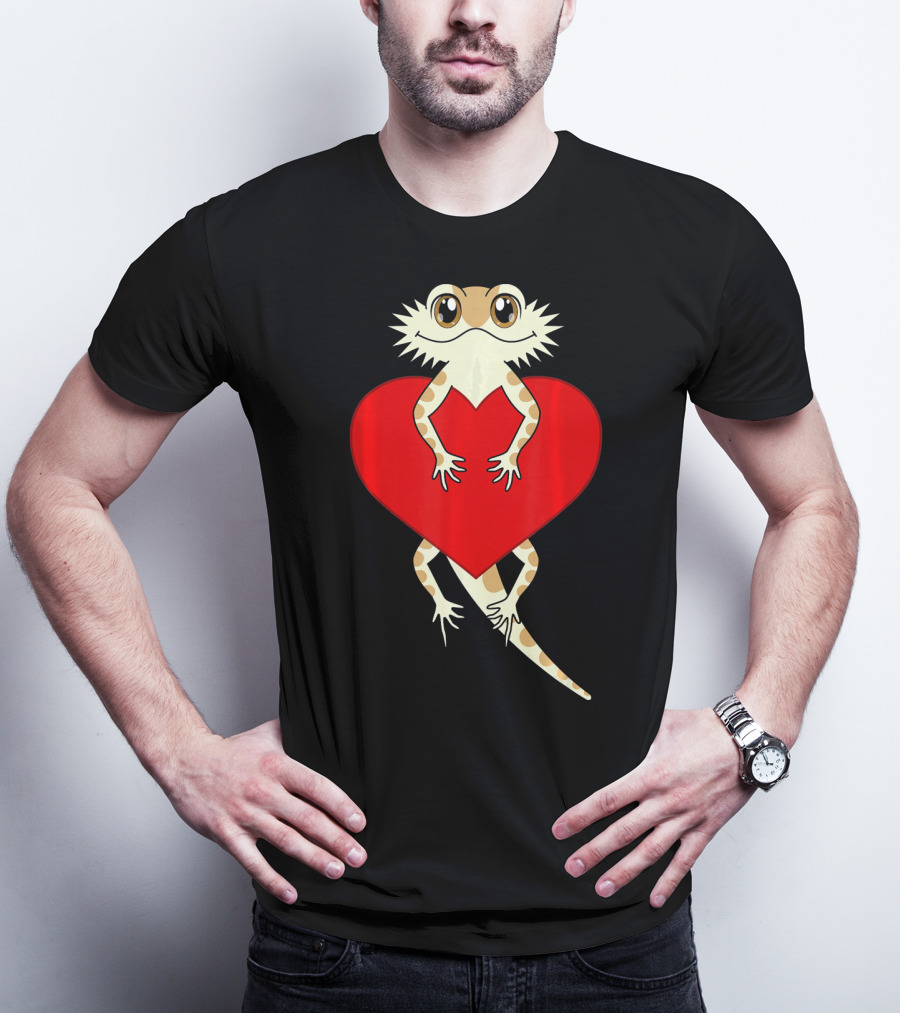 Cute Cartoon Bearded Dragon Hugging Heart Valentines T-Shirt