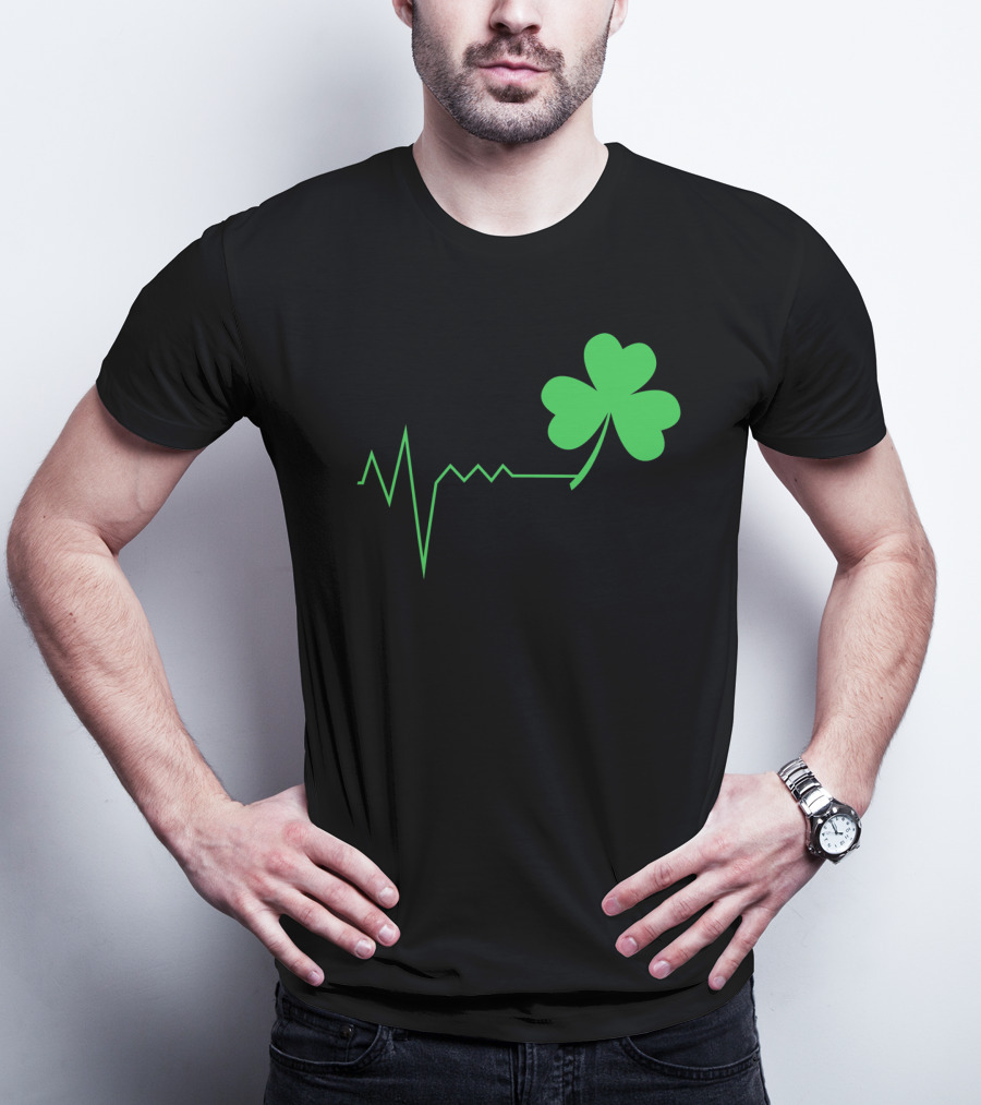 St. Patrick's Day Irish Nurse Ireland Shamrock Heartbeat T-Shirt
