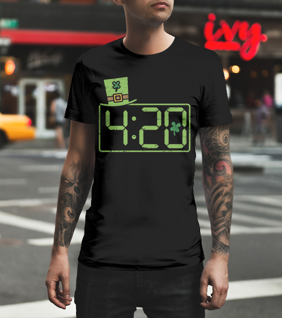 St Patricks Day 420 Clock With Leprechaun Hat And Shamrock T-Shirt