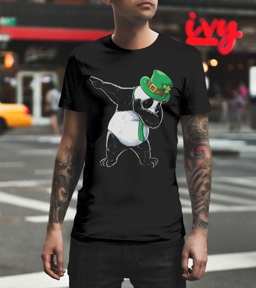 Dabbing Panda St Patricks Day Hat And Green Scarf T-Shirt