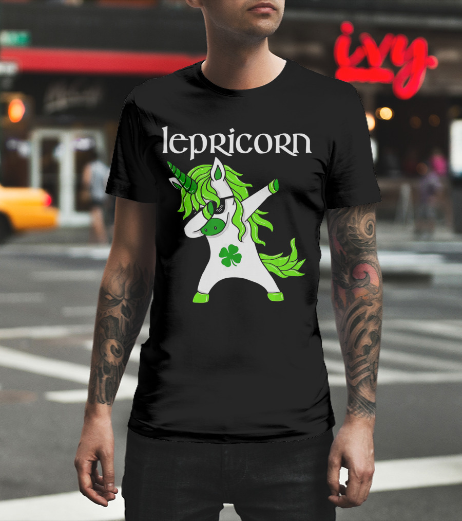 Dabbing Leprechaun Unicorn Lepricorn Funny St. Patricks T-Shirt