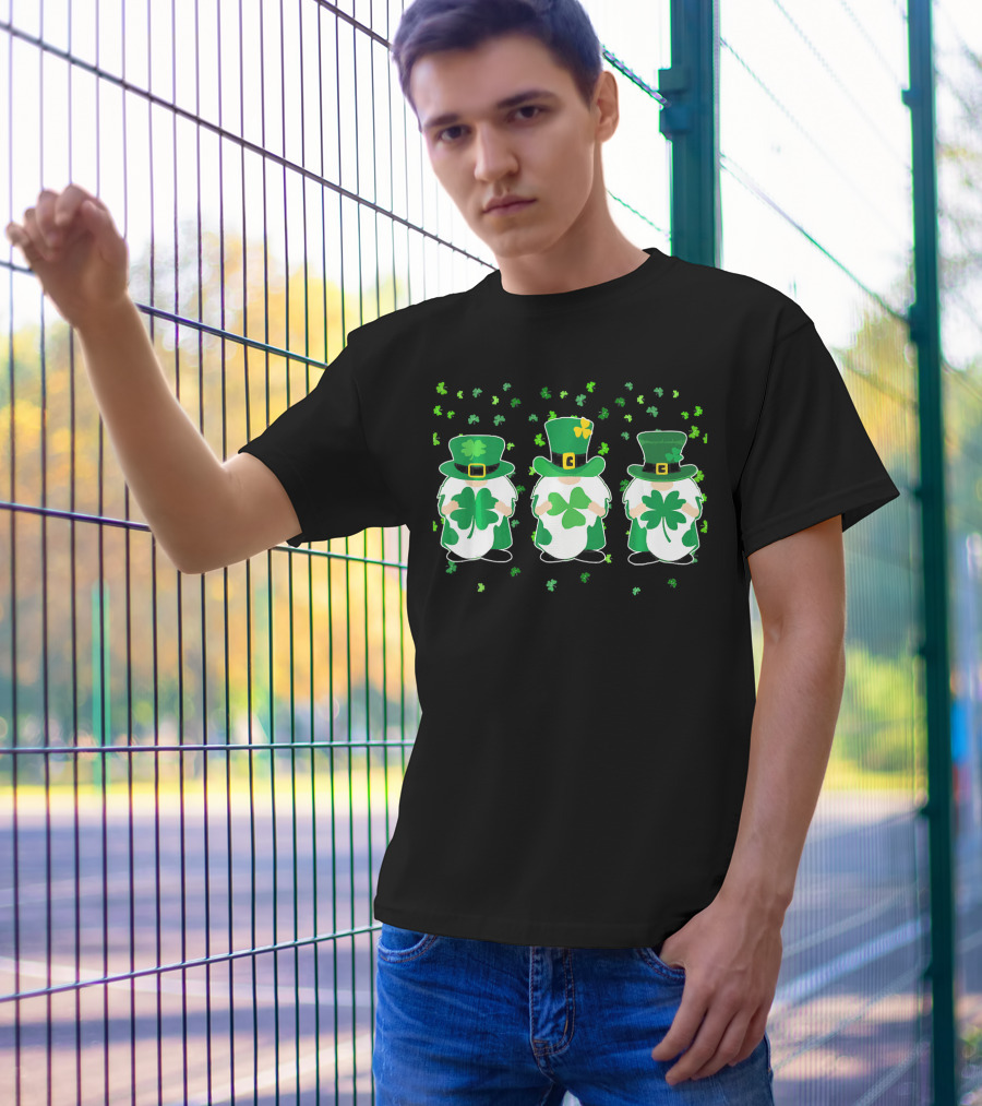 Irish Gnome Leprechaun Tomte With Shamrocks And Green Top Hats T-Shirt