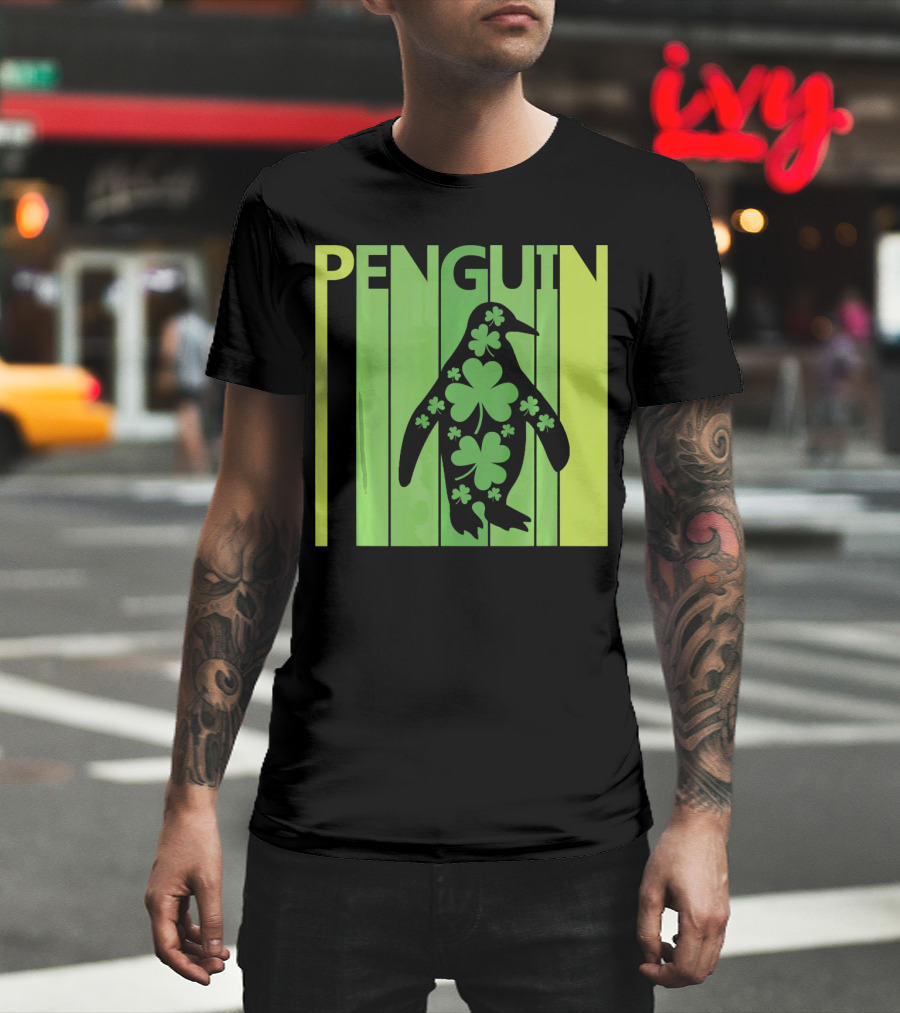 Lucky Penguin St Patricks Day Clover Penguin T-Shirt