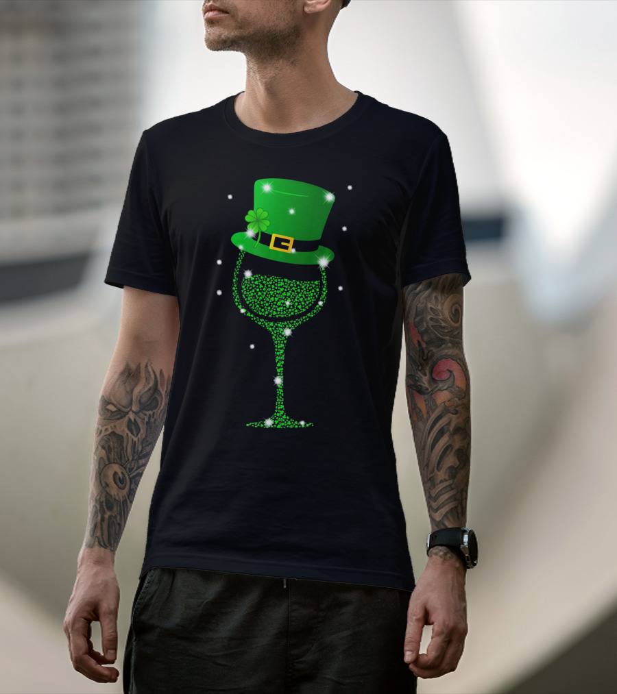 Shamrock Wine Glass St. Patrick's Day Top Hat Sparkle T-Shirt