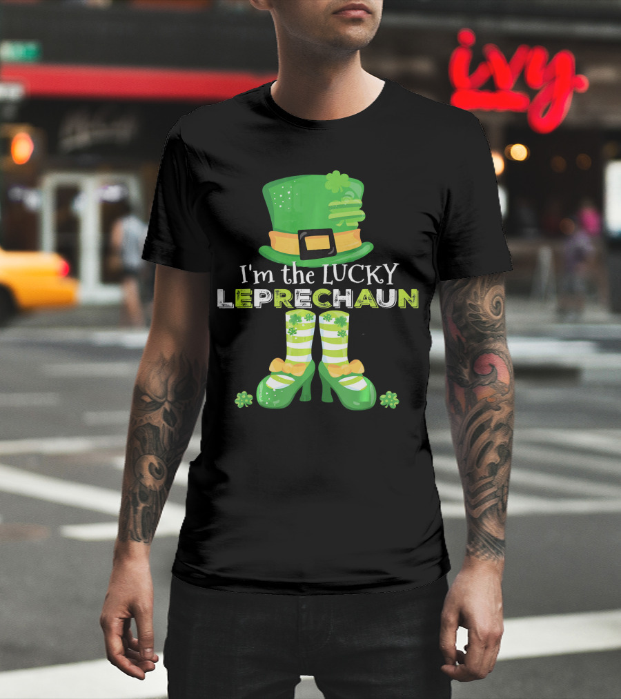 I'm The Lucky Leprechaun Green Hat And Shoes With Clovers T-Shirt