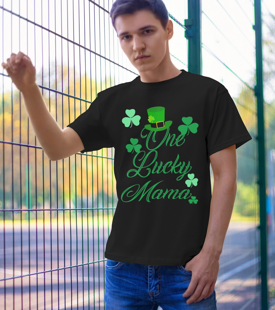 Irish St Patricks Day One Lucky Mama Shamrock Hat T-Shirt