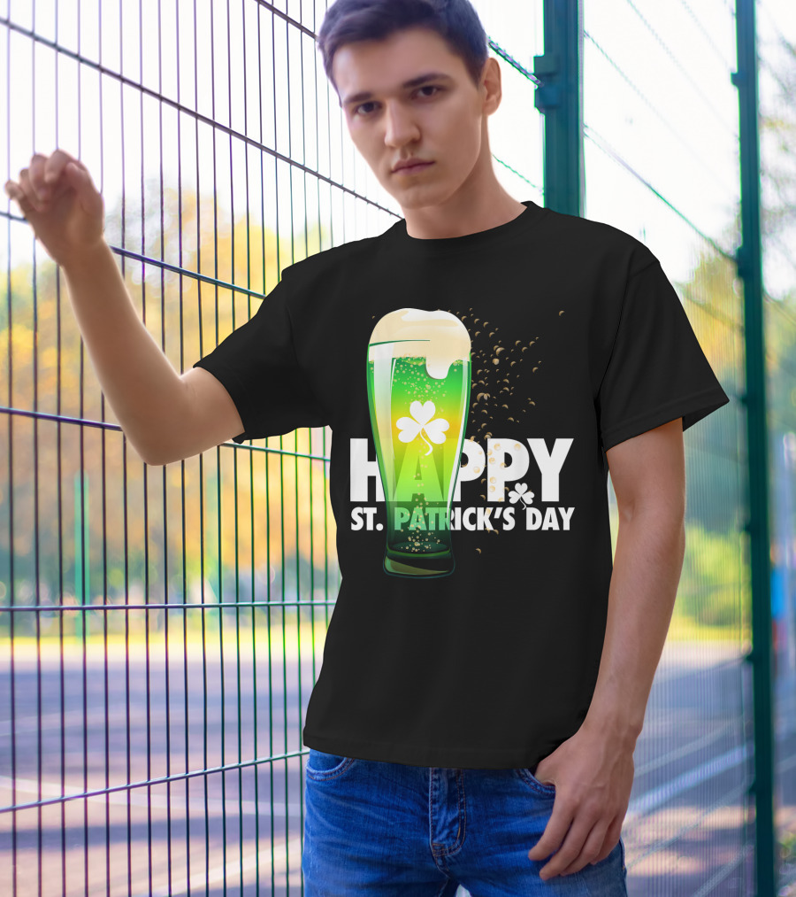 Happy St. Patrick's Day Irish Green Beer With Shamrock Bubbles T-Shirt