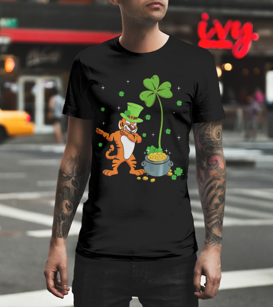 Shamrock Leprechaun Tiger St Patricks Gold Pot T-Shirt