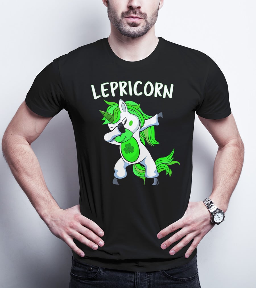 Lepricorn Dabbing Unicorn Leprechaun With Clover T-Shirt