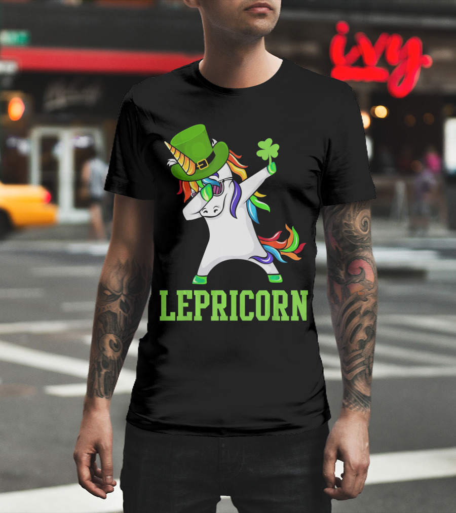 Lepricorn Lucky Irish St Patricks Day Unicorn Dabb With Shamrock Hat T-Shirt