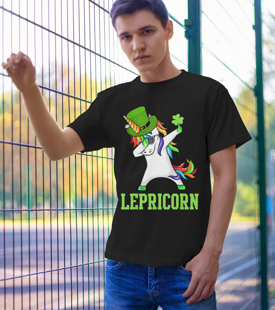Lepricorn Lucky Irish St Patricks Day Unicorn Dabb With Shamrock Hat T-Shirt