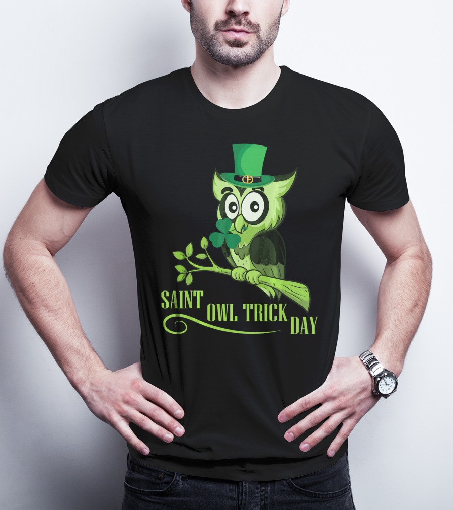 Saint Owl Trick Day Owl With Leprechaun Costume And Shamrock On Tree T-Shirt