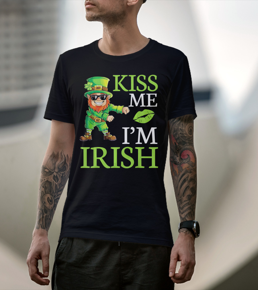 Kiss Me I'm Irish Cool Leprechaun Flossing T-Shirt