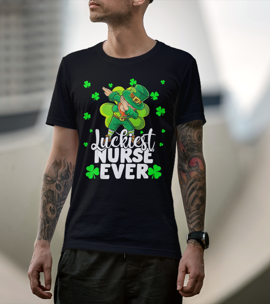 Luckiest Nurse Ever Leprechaun Dab St Patrick's Day Shamrock T-Shirt