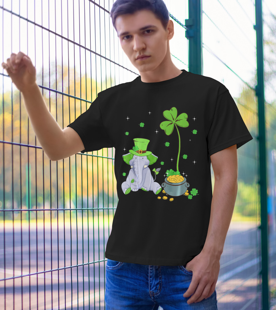 Shamrock Leprechaun Elephant St Patricks Pot Of Gold T-Shirt