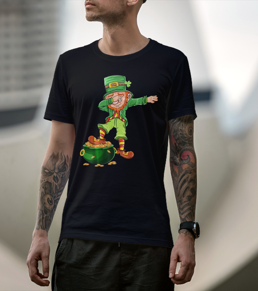 Leprechaun Dabbing St Patricks Day Pot Of Gold T-Shirt