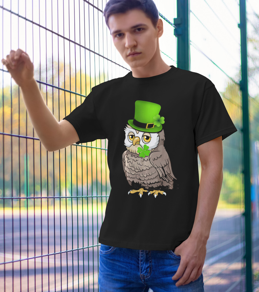 St Patricks Day Owl Wearing Green Hat With Shamrock Clove T-Shirt