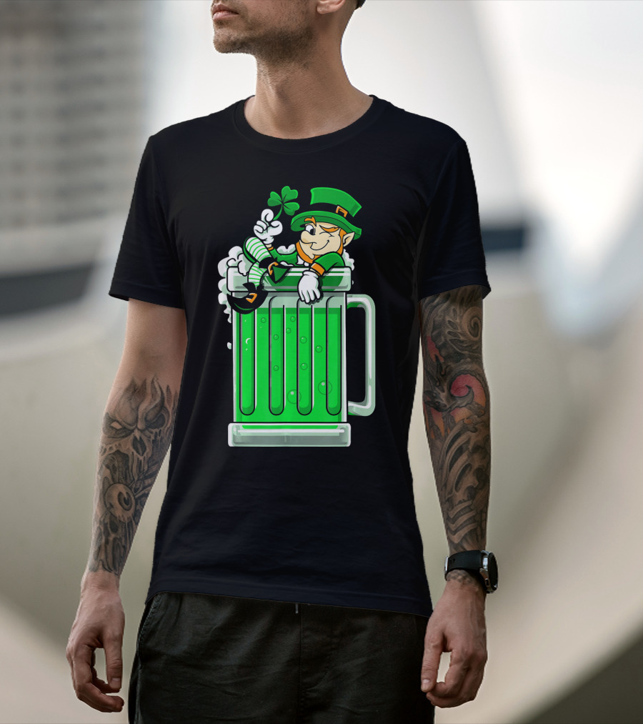 St Patricks Day Drinking Green Beer Leprechaun Shamrock T-Shirt