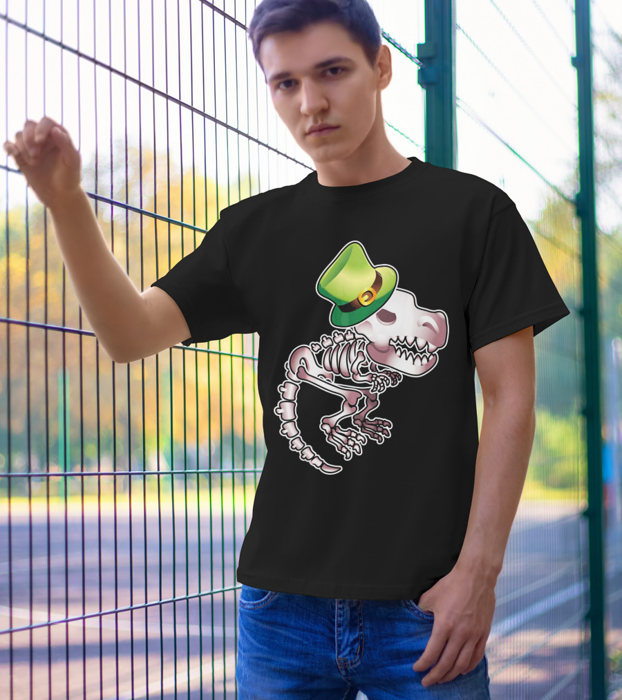 T Rex Dinosaur Skeleton With Green Leprechaun Hat T-Shirt