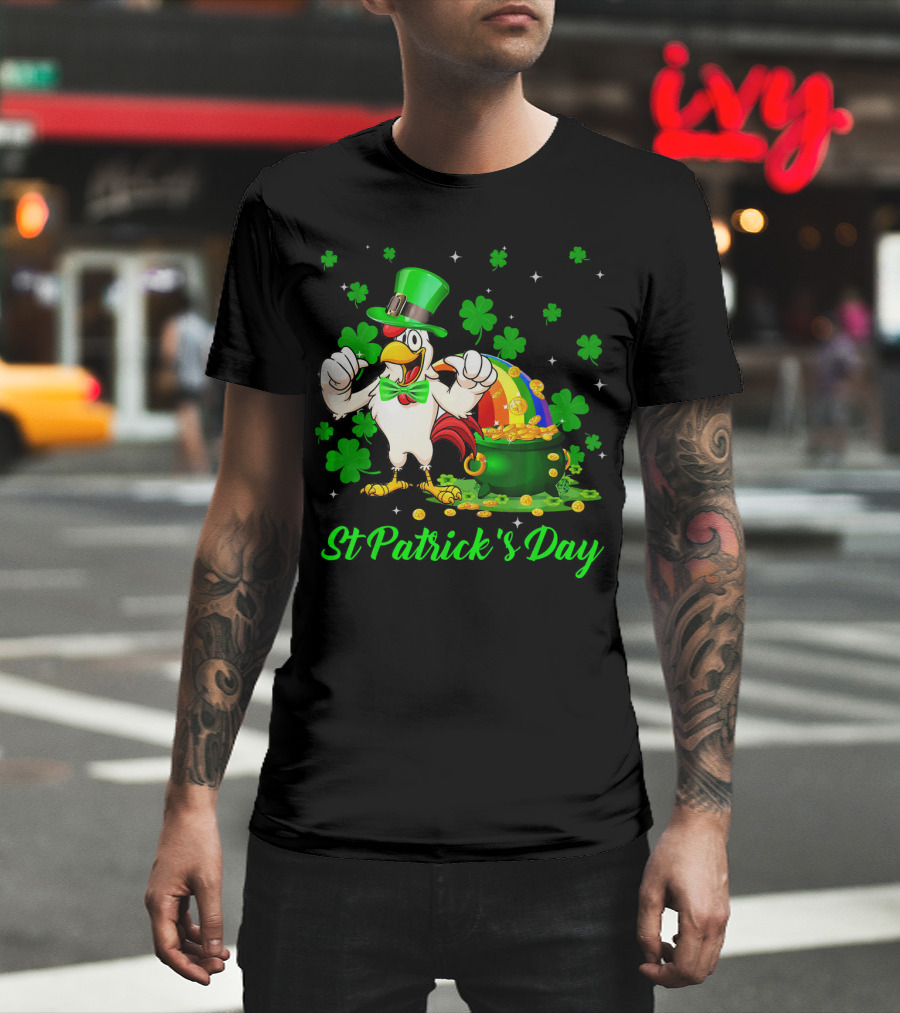 St Patrick's Day Leprechaun Chicken Shamrock Pot Of Gold T-Shirt