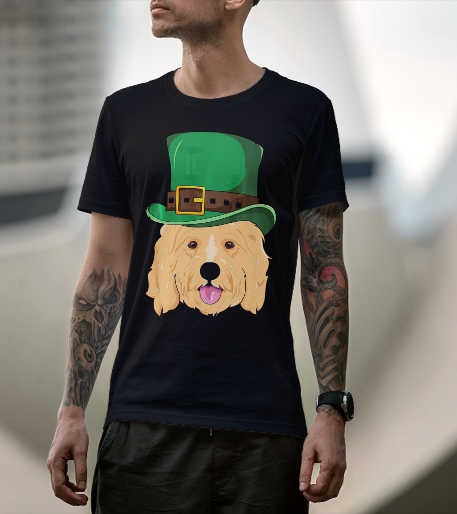Golden Doodle St. Patrick's Day With Green Leprechaun Hat T-Shirt