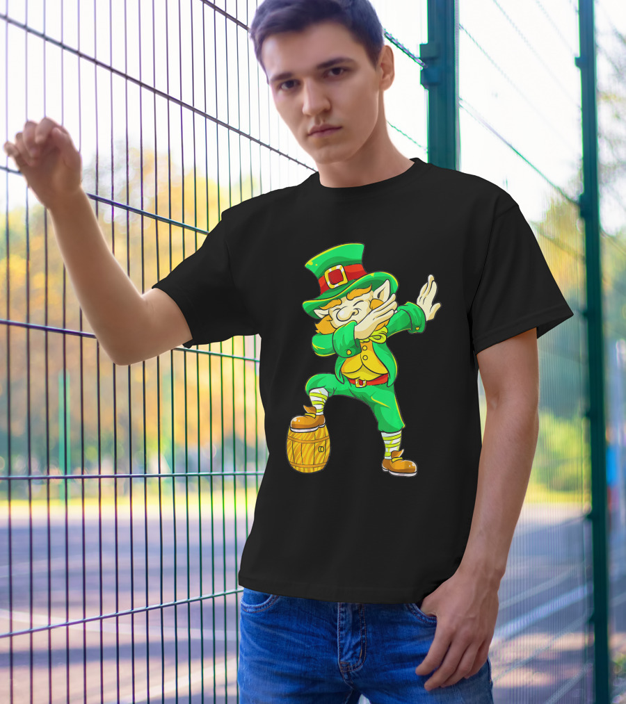 Dabbing Leprechaun Irish St Patrick's Day Beer Keg T-Shirt